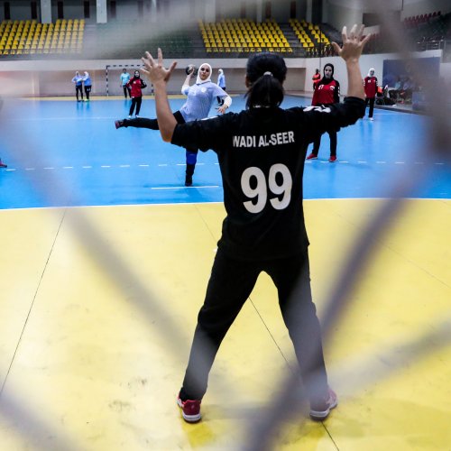 TWO-WAY LEAD AT THE TOP OF HANDBALL LEAGUE - Jordan Olympic Committee